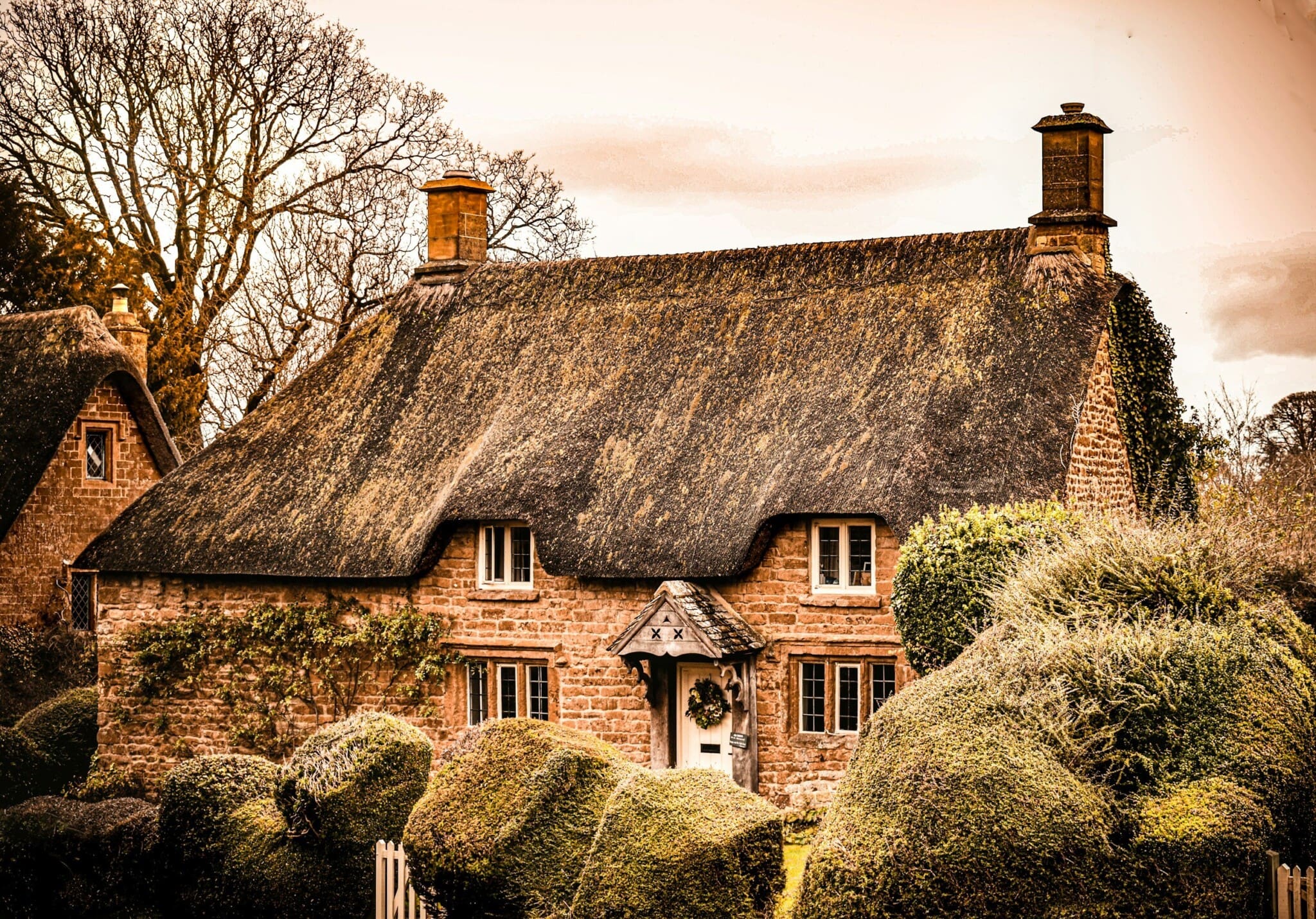 Top 10 UK Holiday Destinations for Families - Stayful
